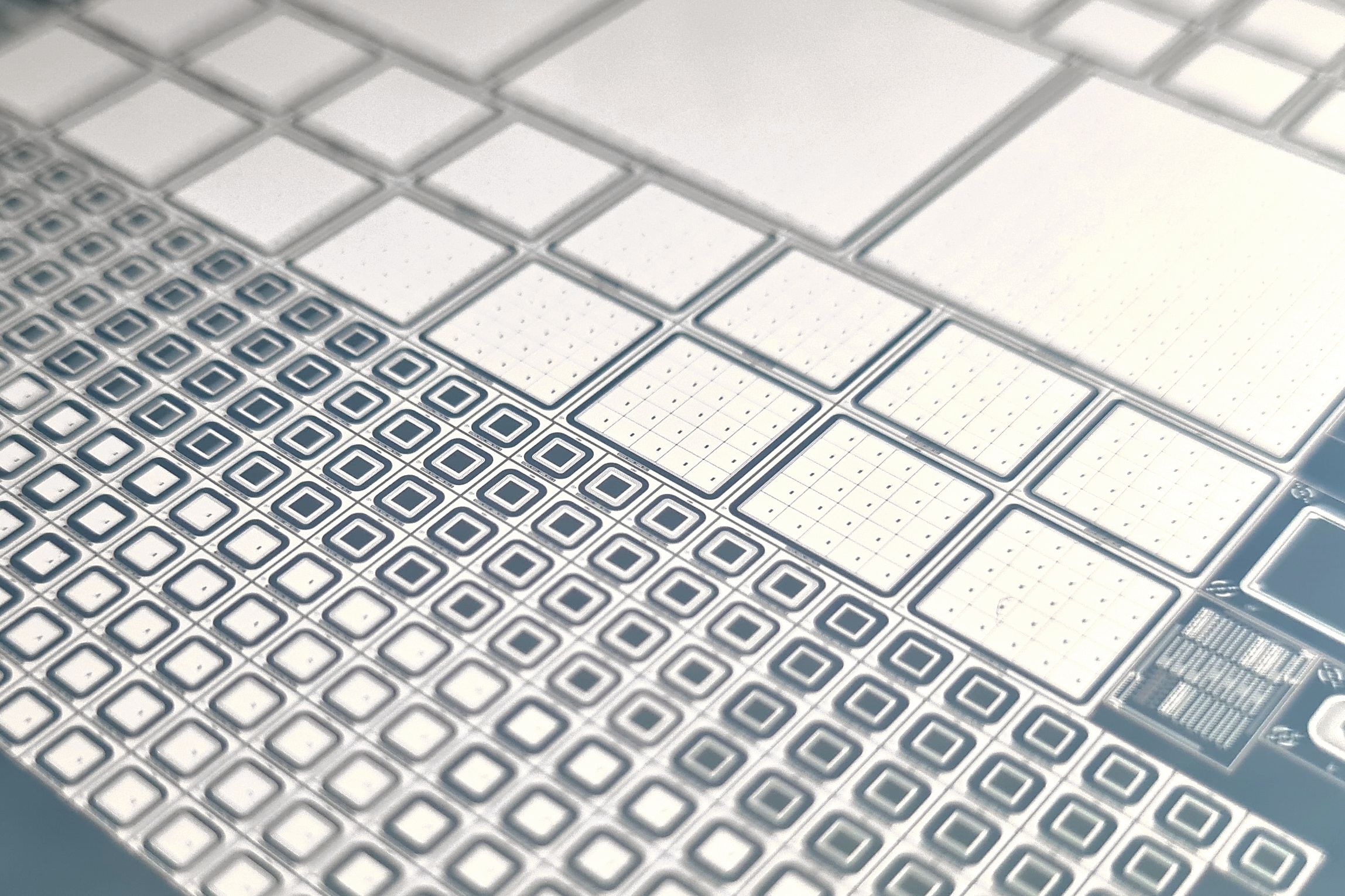IVAM - MEMS infrared emitters for gas analysis